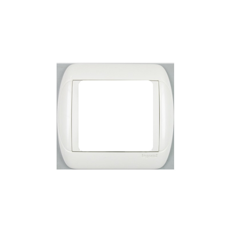 Marco intermedio serie LEGRAND® Galea y Galea Life. Blanco.